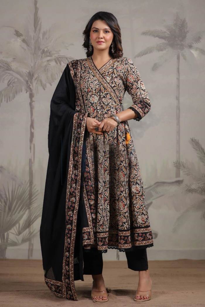 ANOKHI FASHION